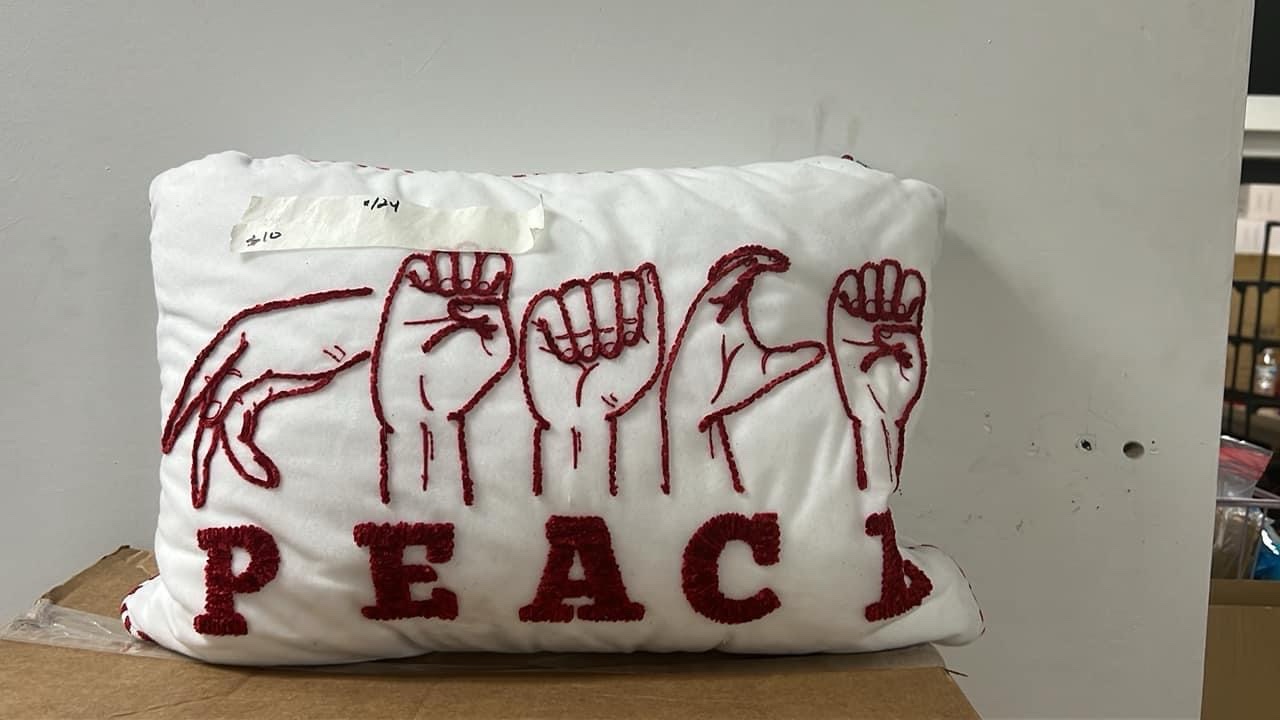 Peace pillow – GRP Liquidations